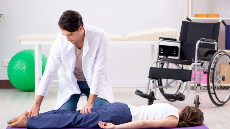 Kinetoterapia joacă un rol esențial în recuperarea bolnavilor